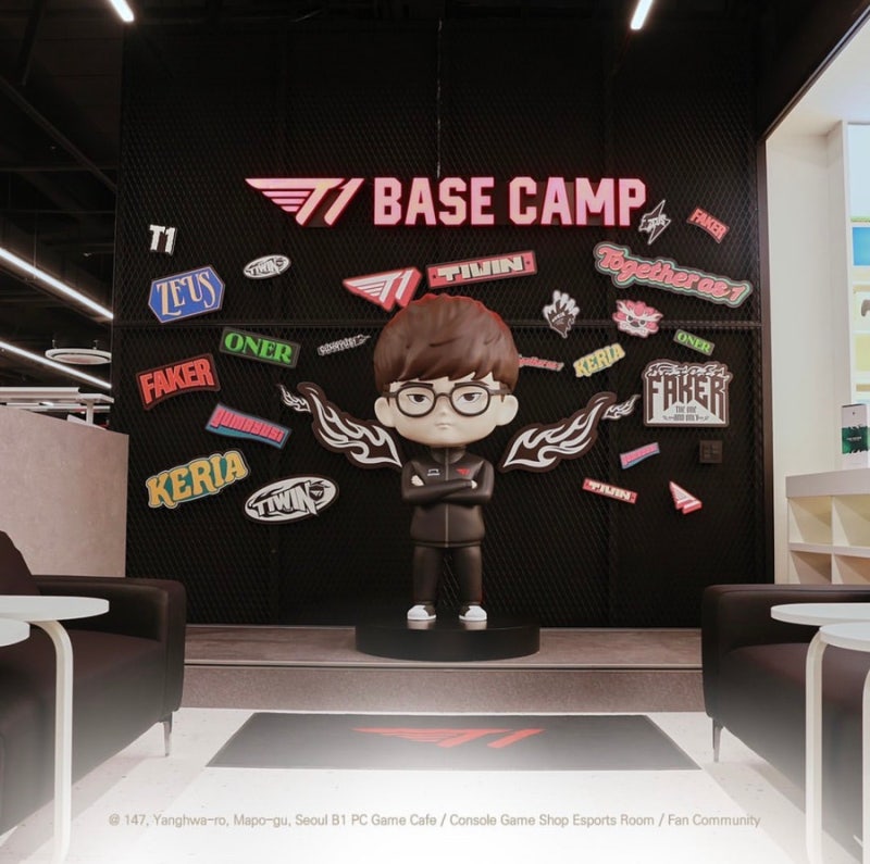 홍대 T1 베이스캠프 방문 후기 :: T1 PC 카페 위치, 매장 요금 등등 T1 Base Camp : 네이버 블로그