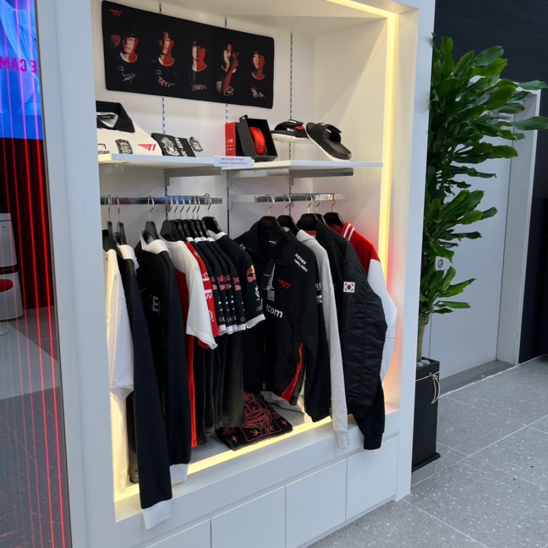 홍대 T1 베이스캠프 방문 후기 :: T1 PC 카페 위치, 매장 요금 등등 T1 Base Camp : 네이버 블로그