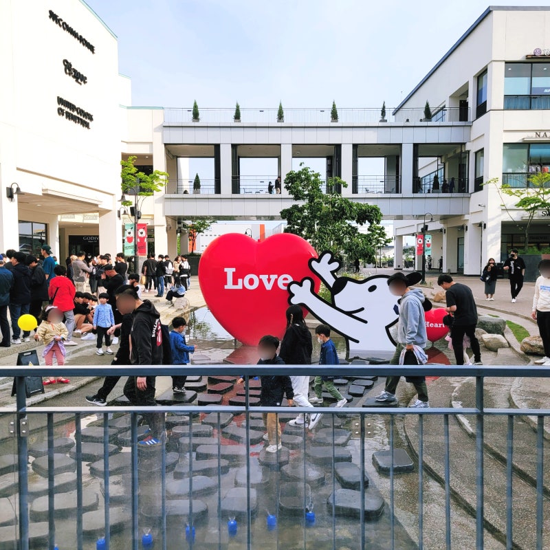 김포 현대프리미엄아울렛 김포 아이와 가볼만한 곳 흰디비긴즈 회전목마 미로 플레이그라운드 네이버 블로그