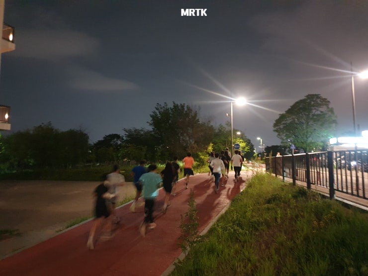 Mrtk 미즈노 러닝팀 코리아 정보 오픈런 첫 참석 후기│이촌한강공원 잠수교 달빛무지개분수 펀런 러닝 달리기 네이버 블로그