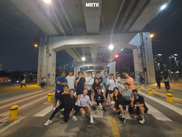 Mrtk 미즈노 러닝팀 코리아 정보 오픈런 첫 참석 후기│이촌한강공원 잠수교 달빛무지개분수 펀런 러닝 달리기 네이버 블로그