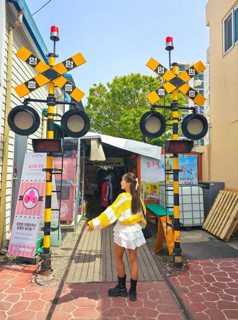 군산 당일치기 여행 코스 경암동 철길마을 교복대여해서 이쁜 사진찍자 네이버 블로그