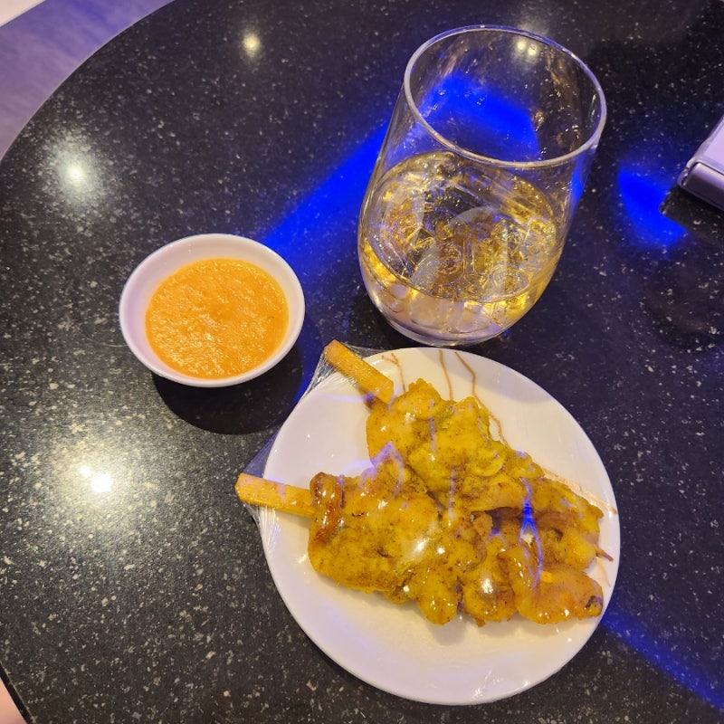 방콕 마지막날 뿌시기(feat.수완나폼공항 라운지, 에어부산 BX726 좌석 추천) : 네이버 블로그