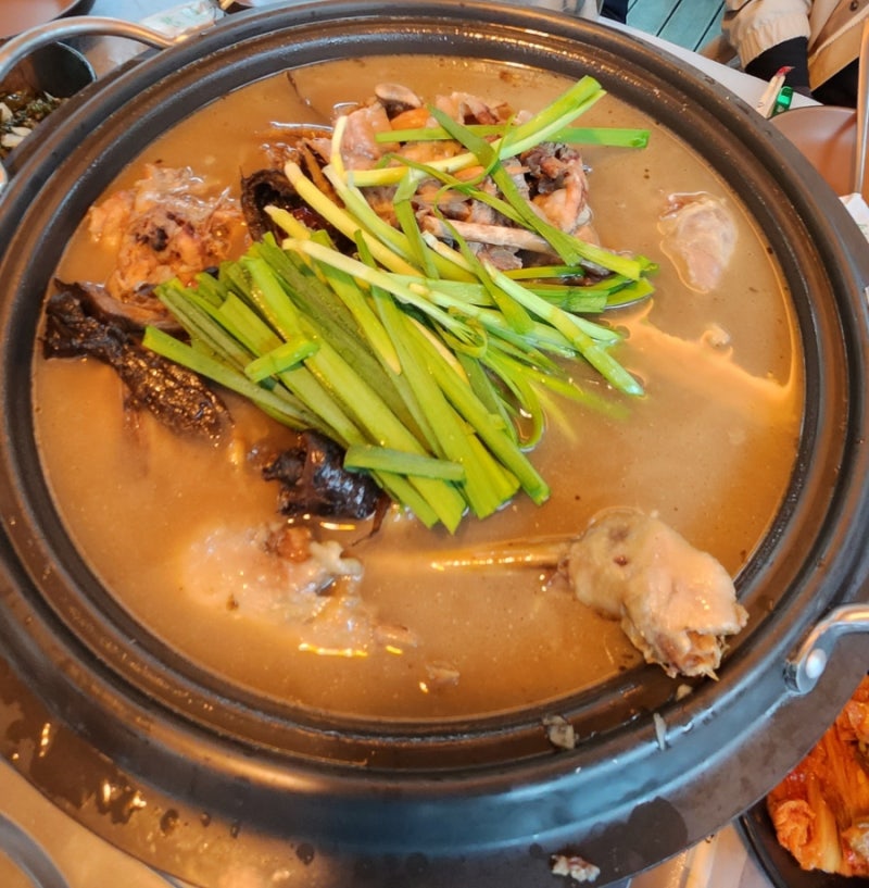 무주 덕유산 자연휴양림 맛집 산골가든 ∴ 꼭 먹어봐야 하는 능이백숙 닭볶음탕 네이버 블로그