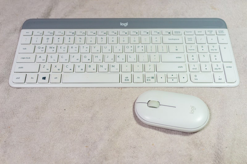 로지텍 K470 키보드 / M340 마우스 (MK470) 무선 키보드 마우스 세트 USB 리시버 수신기 연결하기 : 네이버 블로그