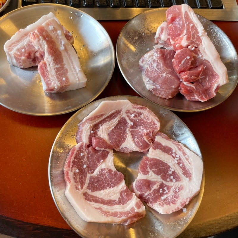 합정 고기집홍대 주먹고기 숙성 돼지고기 눈꽃살 맛집 뭉텅 네이버 블로그