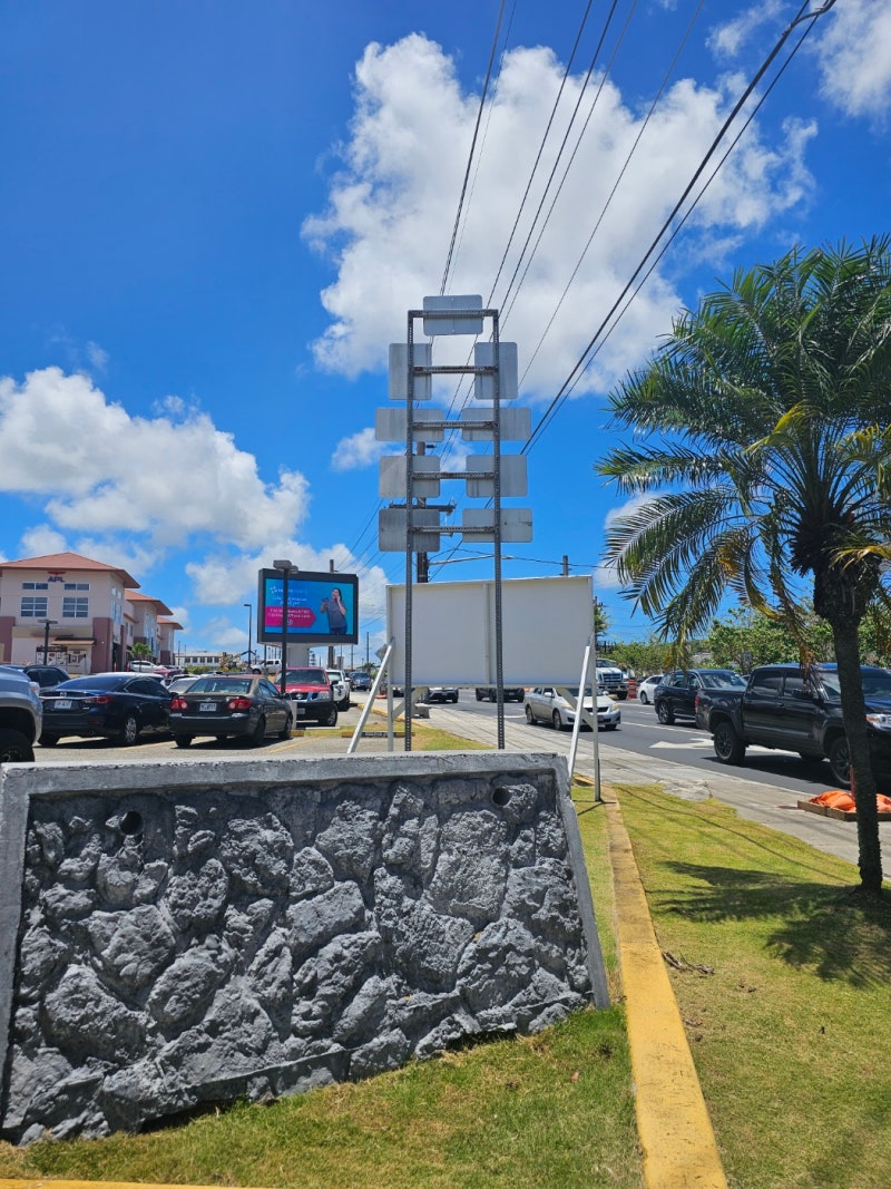 괌 여행 5일차 (1) - GPO ROSS 쇼핑 타미 론스타스테이크하우스 시그니처커피바 : 네이버 블로그