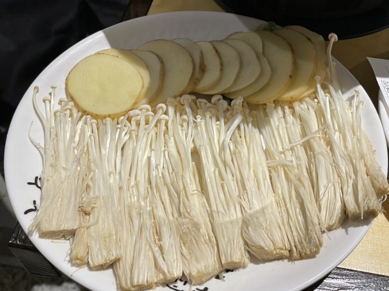 유성 솥뚜껑 삼겹살 전문점 대전봉명동맛집 세겹식당 네이버 블로그