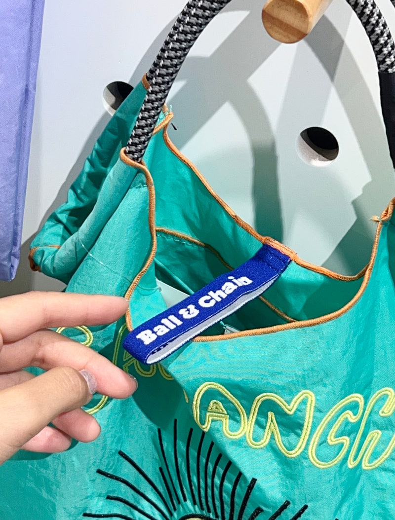 볼앤체인 쇼퍼백 Ballandchain 더현대 서울 팝업 스토어에서 데일리백 골라봤어요 네이버 블로그