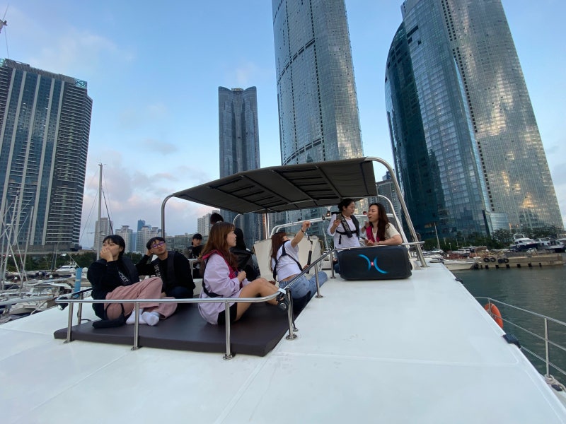 부산요트투어 해운대 요트투어 총정리⛵가격 예약 코스 시간 불꽃놀이 일몰 시간 네이버 블로그