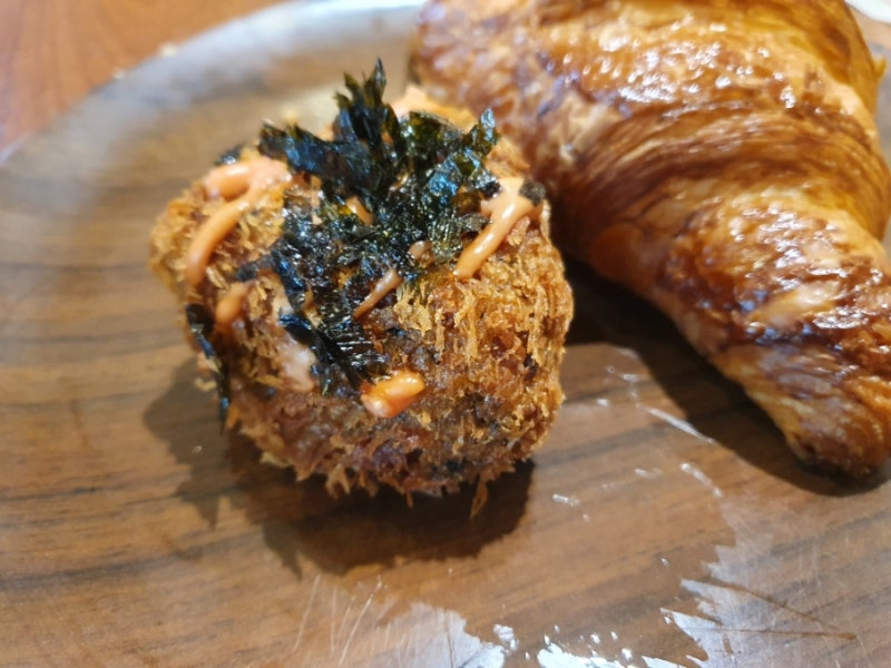 대전 둔산 탄방동 맛집 성심당 롯데백화점 야끼소바빵 튀김 김치찹쌀주먹밥 크로와상 메뉴 추천 네이버 블로그