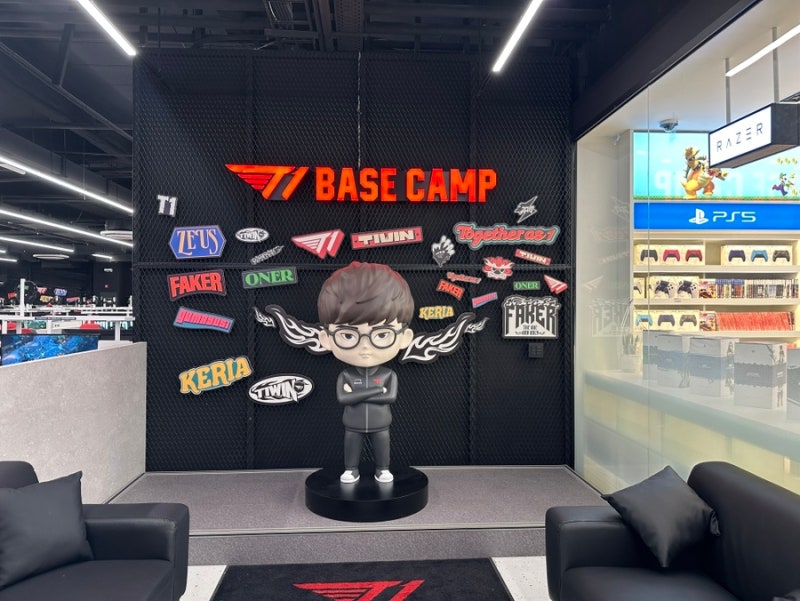 [마포/홍대]'T1 BASECAMP' 티원 베이스캠프 피씨방 방문 후기. + 주차, 위치, 매장사진 : 네이버 블로그