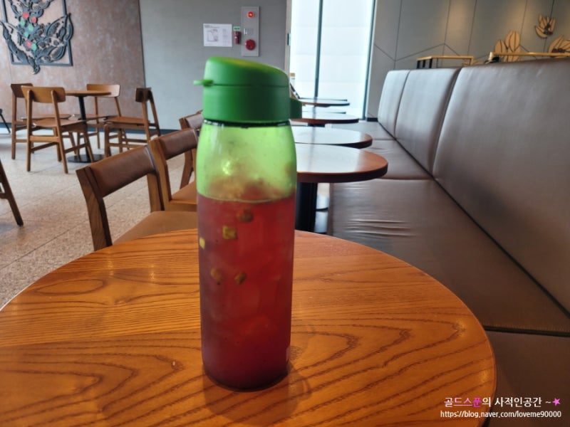 스타벅스 메뉴 망고 용과 레모네이드 스타벅스 리프레셔 마셔 보았어요 네이버 블로그