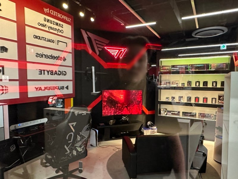 [마포/홍대]'T1 BASECAMP' 티원 베이스캠프 피씨방 방문 후기. + 주차, 위치, 매장사진 : 네이버 블로그