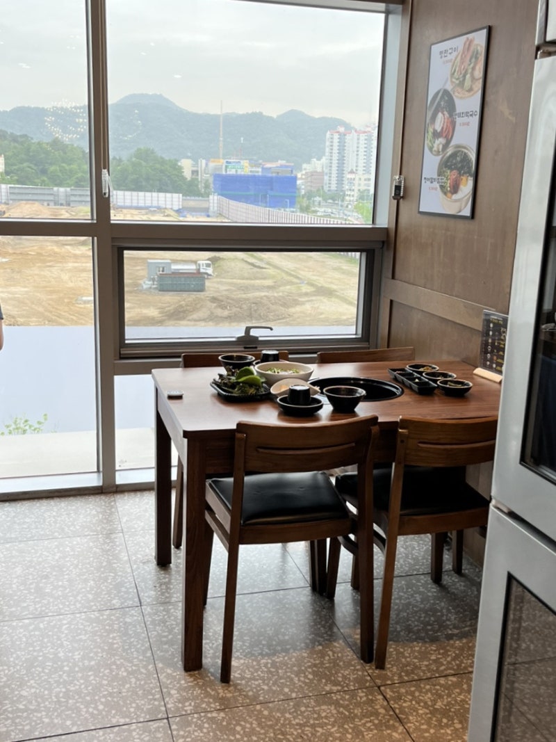 창원 중동 어반브릭스 구워져 나오는 고기 맛집 오대지식당 네이버 블로그