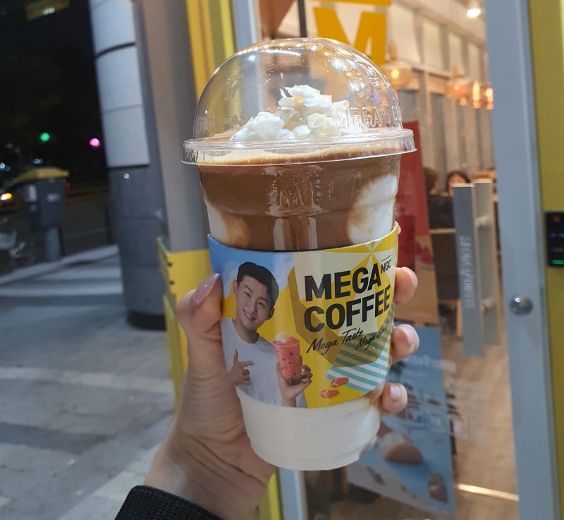 메가커피 코코넛커피스무디 Vs 더벤티 코코넛커피쉐이키 여름신메뉴 비교 가격 칼로리 맛차이 네이버 블로그