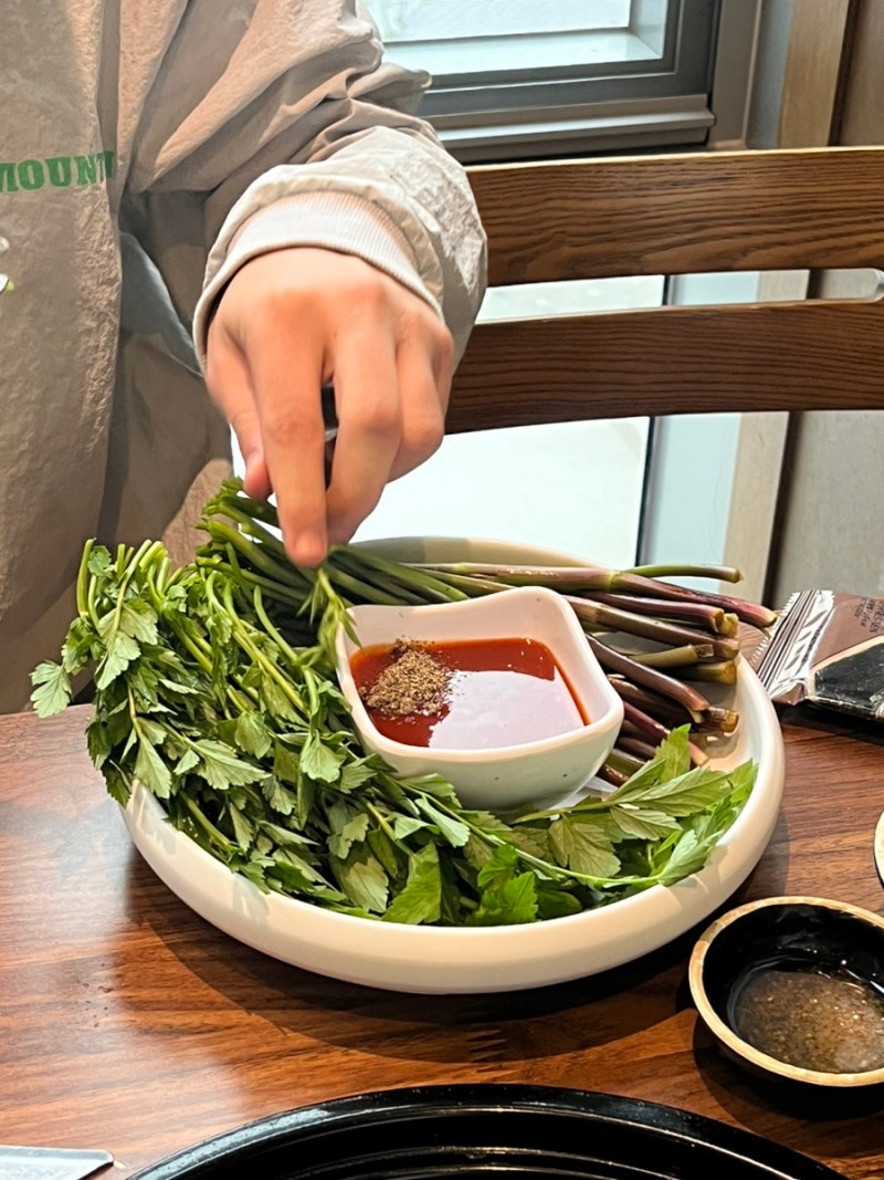 창원 중동 어반브릭스 구워져 나오는 고기 맛집 오대지식당 네이버 블로그