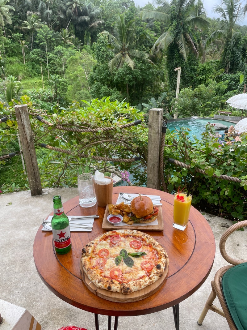 발리 티스 카페 Tis Cafeㅣ우붓 뜨갈랑랑 계단식 논카페ㅣ발리스윙 5천원에 즐길 수 있는 곳 : 네이버 블로그