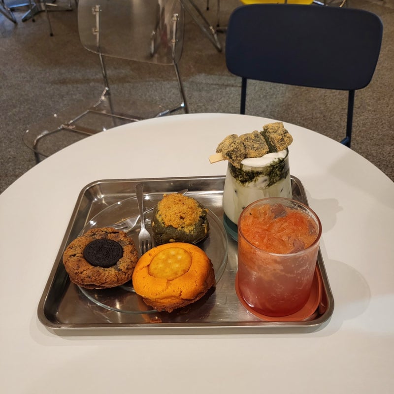 라베니체 근처 김포 디저트 맛집 카페 쑥떡 러버lover들은 모여라 직접 캔 쑥으로 만든 디저트 음료 김포 장기동