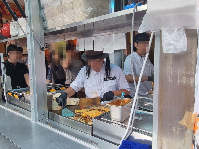 서울 을지로핫플 올디스타코 주말 웨이팅 전 메뉴 시식 후기 비리아타코 메가밤 타코라이스 네이버 블로그