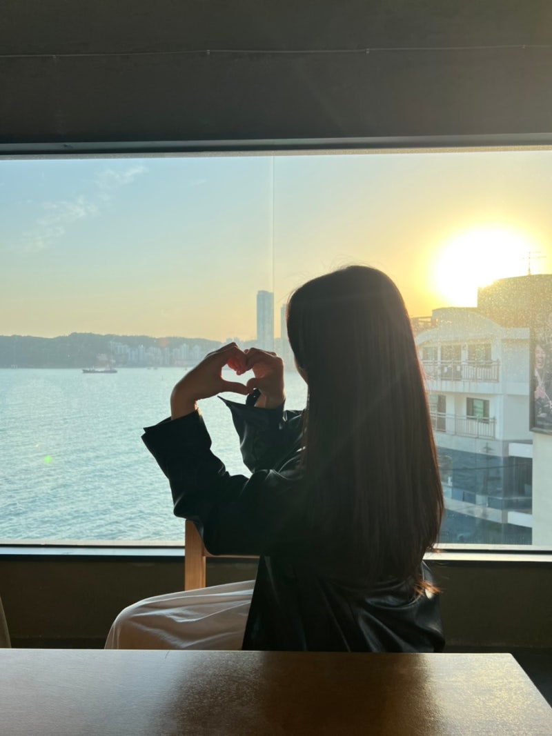 부산 영도 오션뷰 카페 해빙모먼트 흰여울 문화마을 가볼만한 곳 네이버 블로그