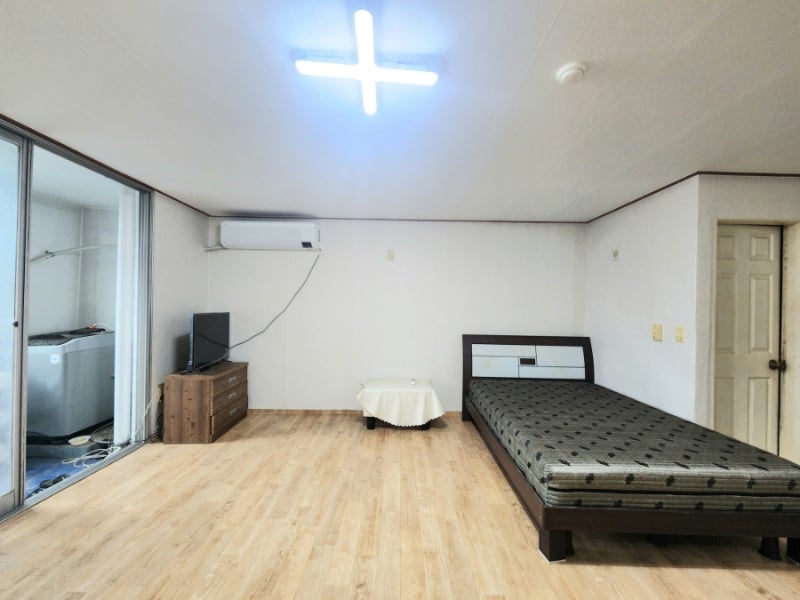 월세 군산 산북동 하늘가2차 ㅡ2층 ㅡ침대 포함 풀옵션ㅡ리모델링 ㅡ화장실 새로 교체 ㅡ입주청소 완료 ㅡ6월 20일 입주가능