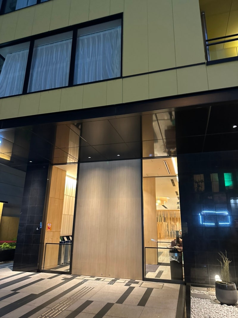 오사카 여행 칸데오 호텔 오사카 난바 도톤보리 근처 호텔 위치내부사진룸사진객실소개객실용품조식사진객실사진짐보관