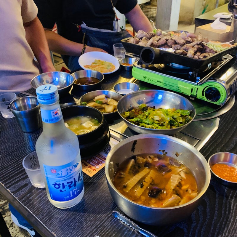 2호선 합정역 고기집 구워삶다 가성비 좋은 참숯향 초벌 돼지고기 네이버 블로그