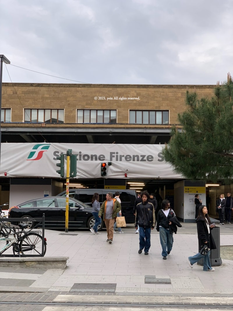 이탈리아 신혼여행 Day 62🇮🇹 나폴리에서 피렌체 트랜이탈리아 비즈니스 피렌체 버거킹 포장 릴레 루체 플로렌스