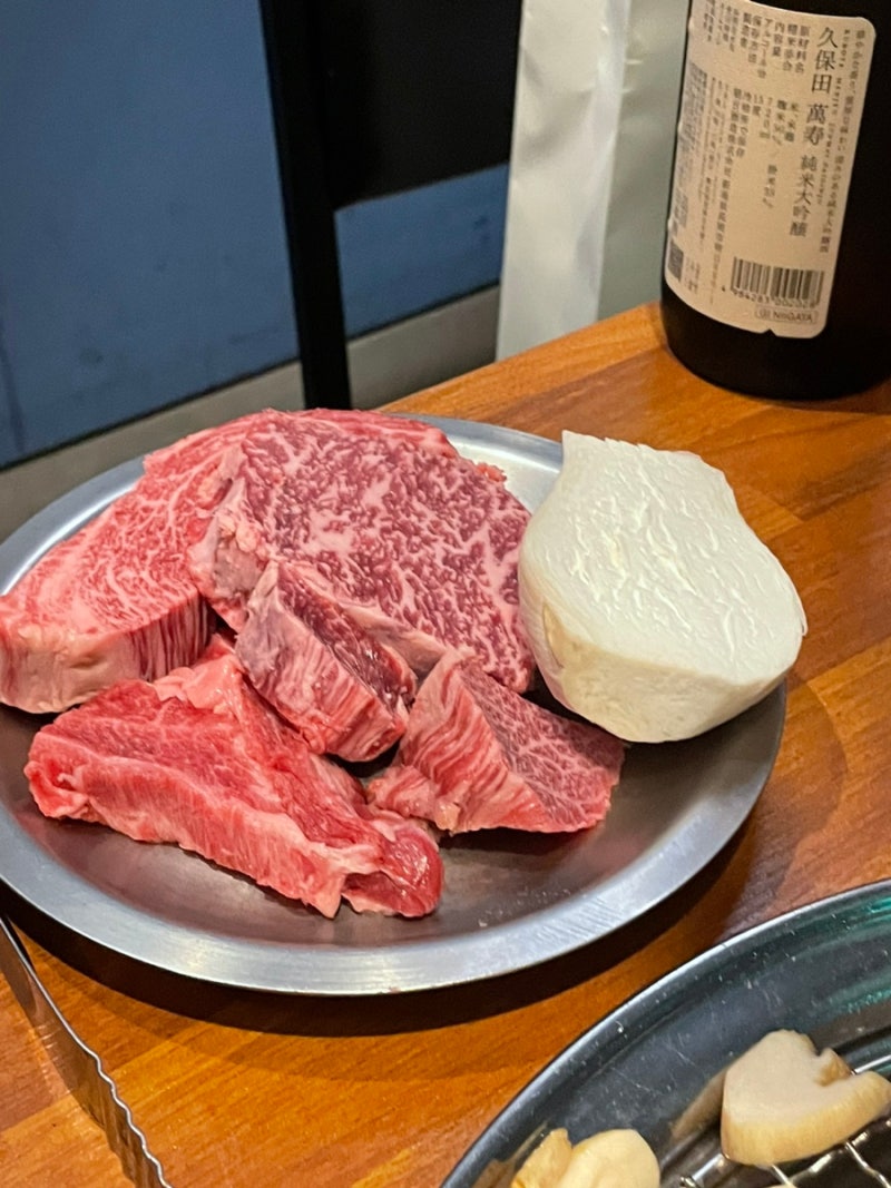 소고기 맛집 우천식육식당 청담점 청담본점 쿠보타만쥬 사케 소고기집 추천 네이버 블로그
