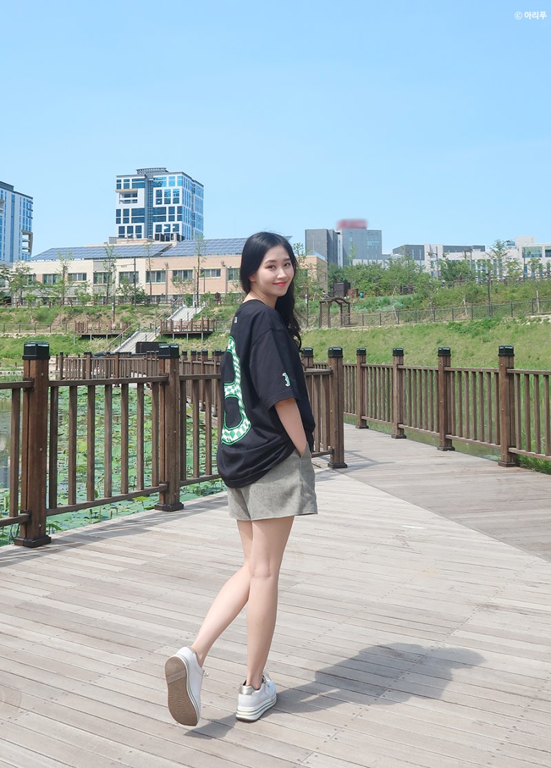 여자 페스티벌코디에 어울리는 오버핏 반팔 티셔츠 입어봤어요 : 네이버 블로그