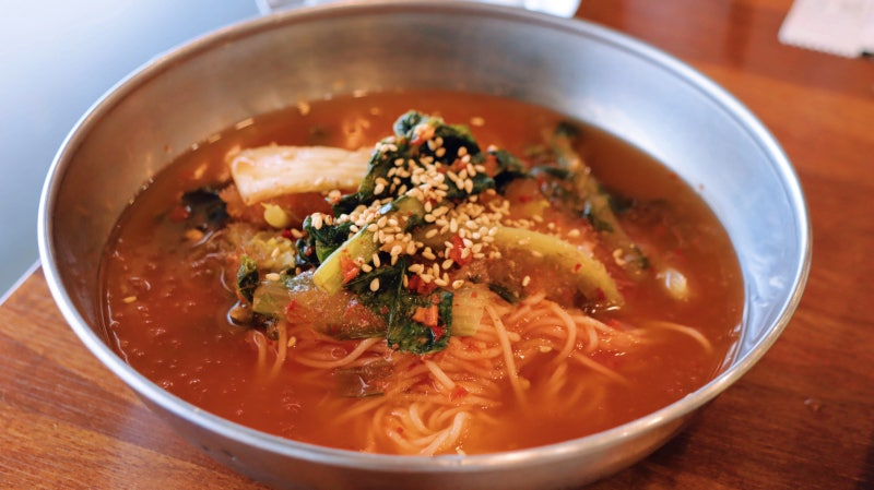 양수리맛집 산들에농원 민물장어 맛있고 친절하고 주차장 넓고 구경거리 많은 두물머리 맛집 강력 추천 된장찌개 김치 미나리