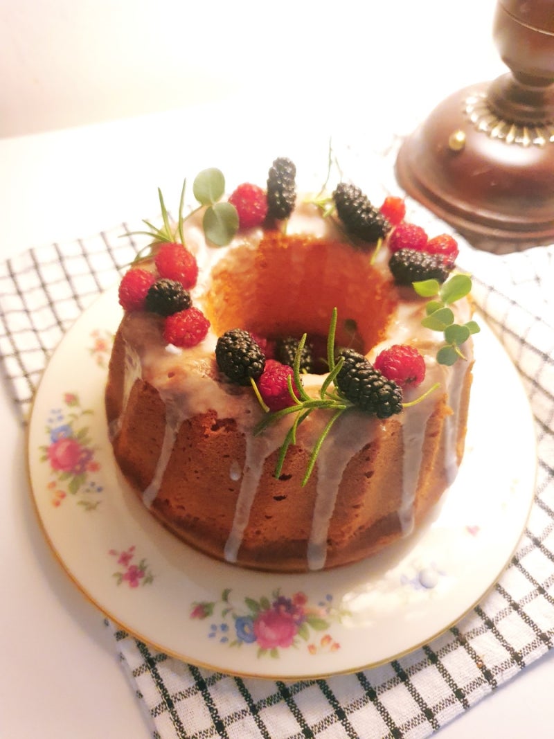 레몬구겔호프 홈베이킹산딸기와 오디로 데코하기생일케이크만들기레몬케이크미니케이크 네이버 블로그