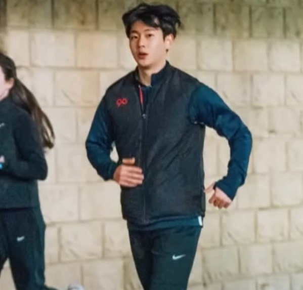 하트시그널 시즌4 한겨레 유지원 신민규 이후신 직업 카페 대학병원 홍슬 모델 화가 작가 회사 직장 대학 학교 엑소 첸 닮은꼴