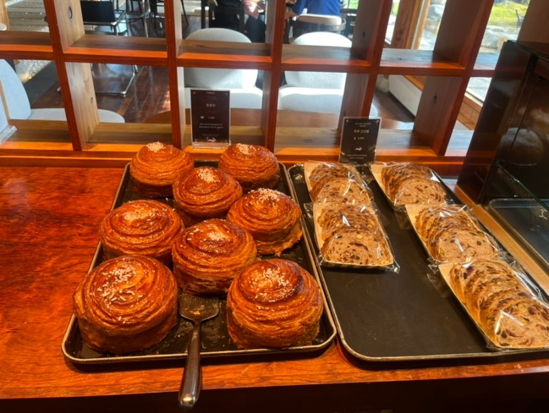 명지 녹산 대형카페 토북베이커리 빵맛집 커피맛집 다 맛남 네이버 블로그