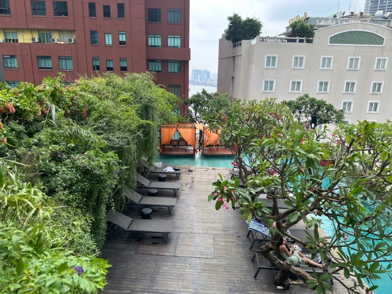 호치민 루프탑바 rooty bar 더 미스트 동코이 호텔 수영장 : 네이버 블로그