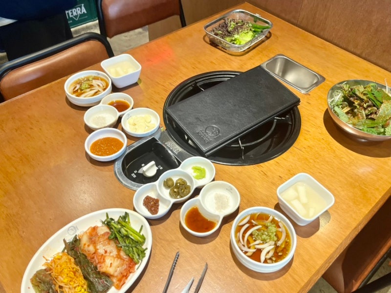 강원도원주시 🐷 꽃돼지식당 원주무실점 육질이 좋은 고기를 구이와 전골로 즐길 수 있는 원주 고기 찐맛집 후기 네이버 블로그
