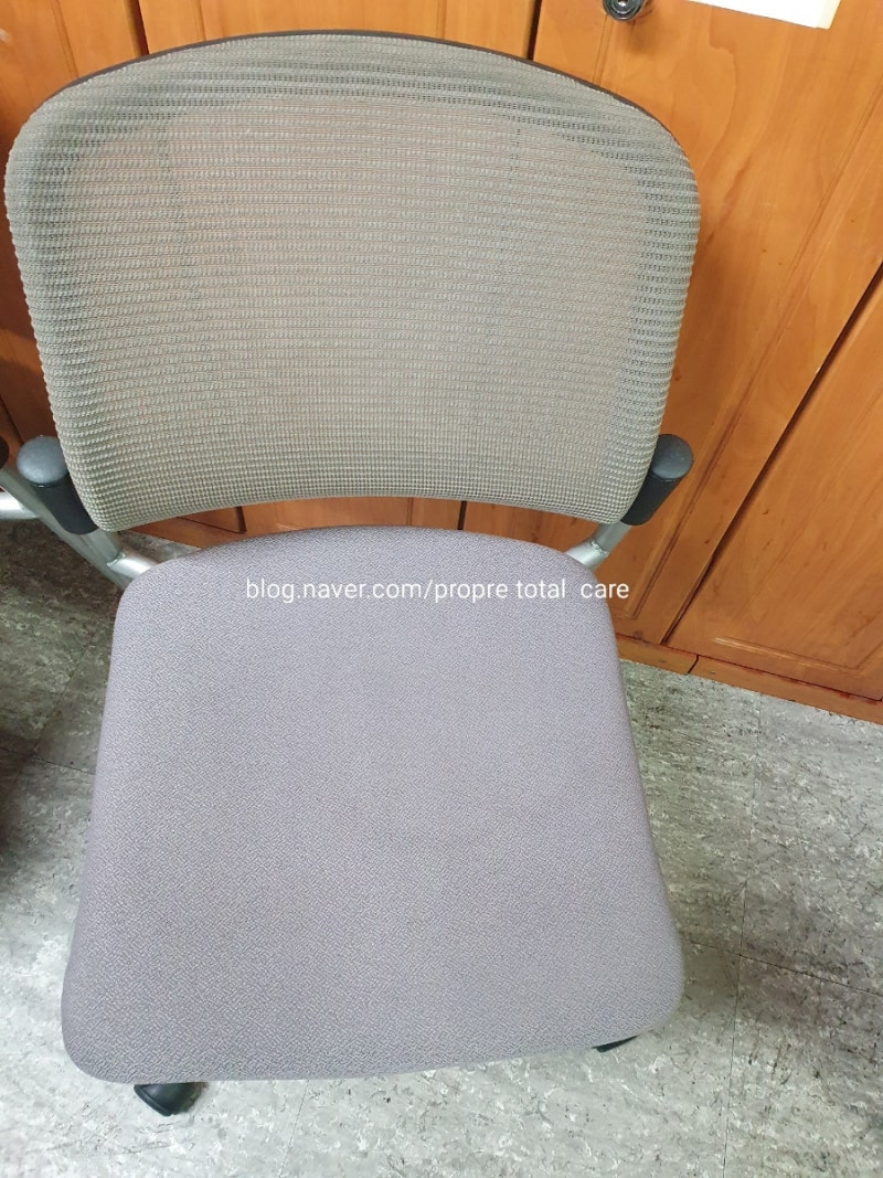 회의실 의자 얼룩제거 및 살균 청소 포포토탈케어