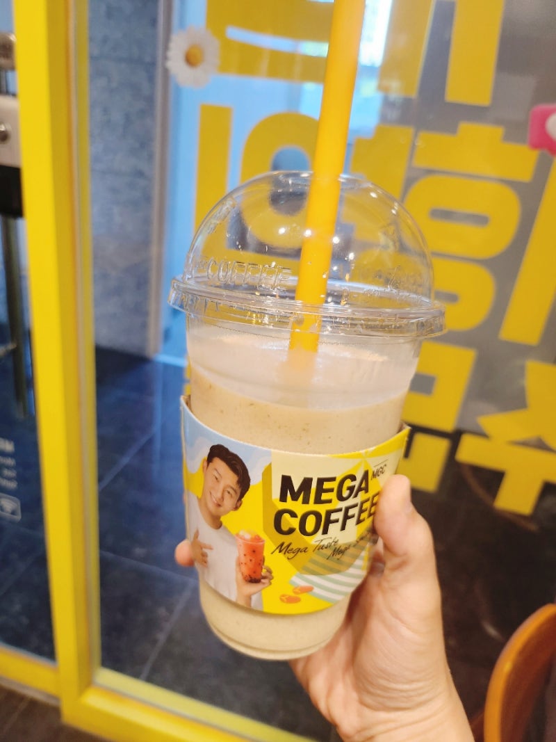메가 코코넛 커피 스무디 메가커피 메뉴 추천여름신메뉴 칼로리 네이버 블로그