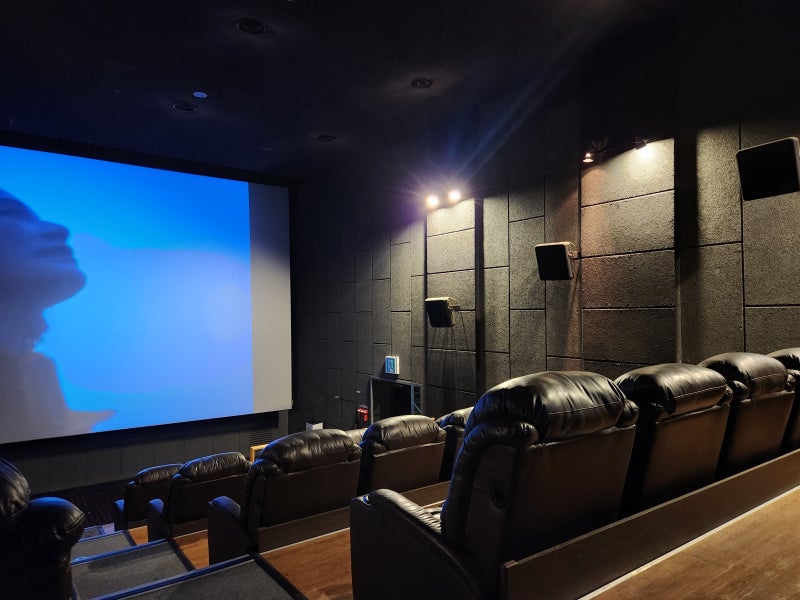 대구 전좌석 리클라이너 의자가 있는 롯데시네마 프리미엄 만경관 (3관 E4, E5 좌석 후기) : 네이버 블로그