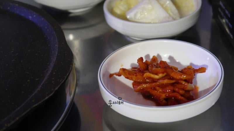 상봉맛집 숯불로 구워낸 매콤한 맛 💖 용천등갈비 상봉본점 네이버 블로그