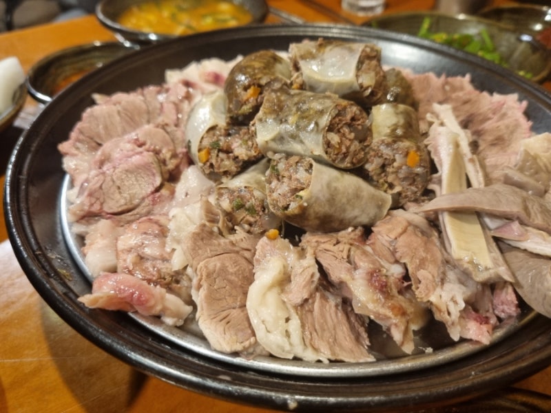 북창동 대표 맛집 농민백암순대 저녁 모임 후기 모둠수육 오소리감투 술국 네이버 블로그