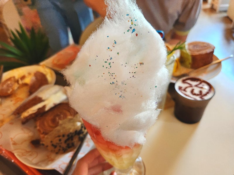 서울앵무새 성수 성수동 카페 성수 베이커리 성수 빵 맛집 성수 핫플 성수 카페 추천 뚝섬맛집 뚝섬