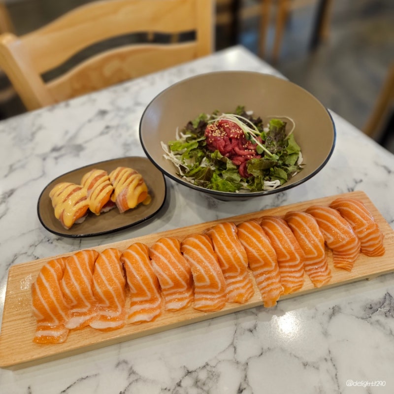 종로 경북궁역 맛집 서촌 점심 먹기 좋은 육회바른연어 경북궁점 상세리뷰 네이버 블로그
