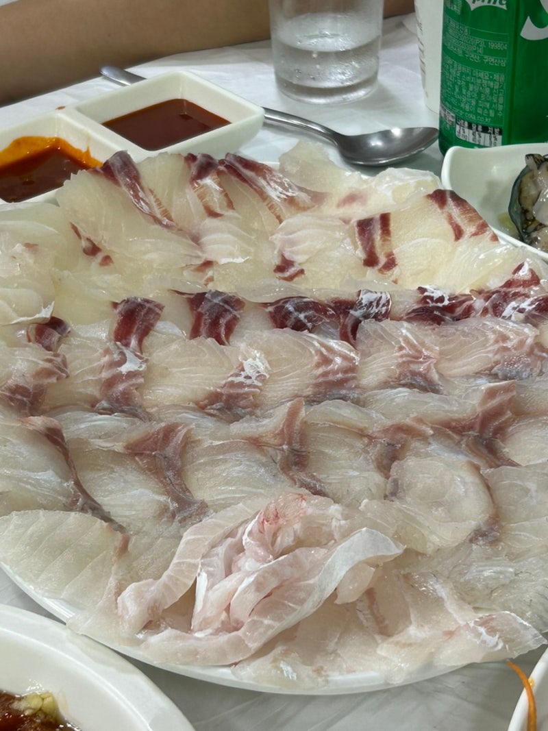 【부안 변산반도 맛집 추천】 채석강 바다길포차 현정이네횟집 슬지제빵소 신생반점 네이버 블로그