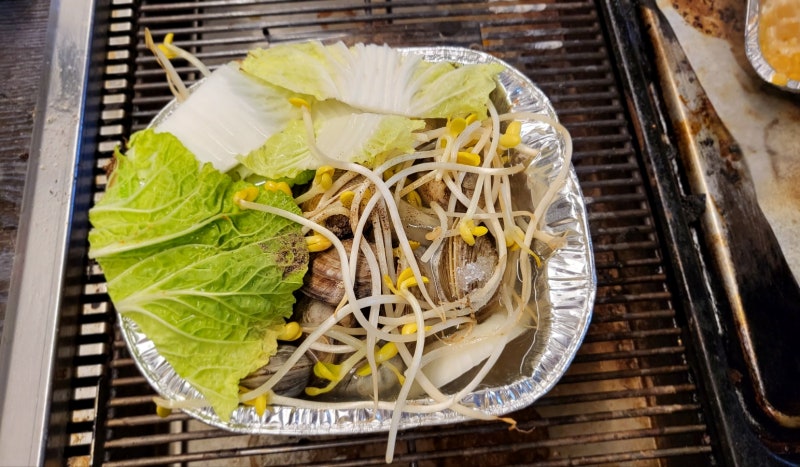 내돈내산리뷰 부평무한리필 조개 조개뿐만 아니라 거의 뷔페수준의 다양한 음식을 무한리필로 즐길 수 있는 부평조개창고 찐