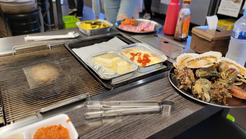내돈내산리뷰 부평무한리필 조개 조개뿐만 아니라 거의 뷔페수준의 다양한 음식을 무한리필로 즐길 수 있는 부평조개창고 찐