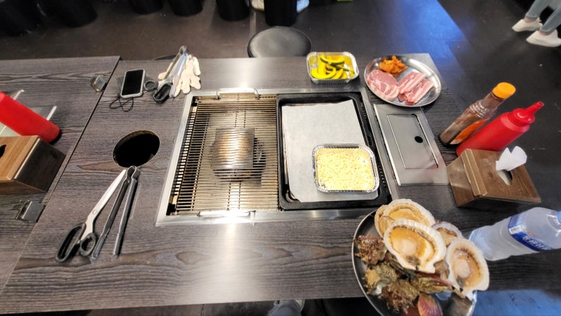 내돈내산리뷰 부평무한리필 조개 조개뿐만 아니라 거의 뷔페수준의 다양한 음식을 무한리필로 즐길 수 있는 부평조개창고 찐
