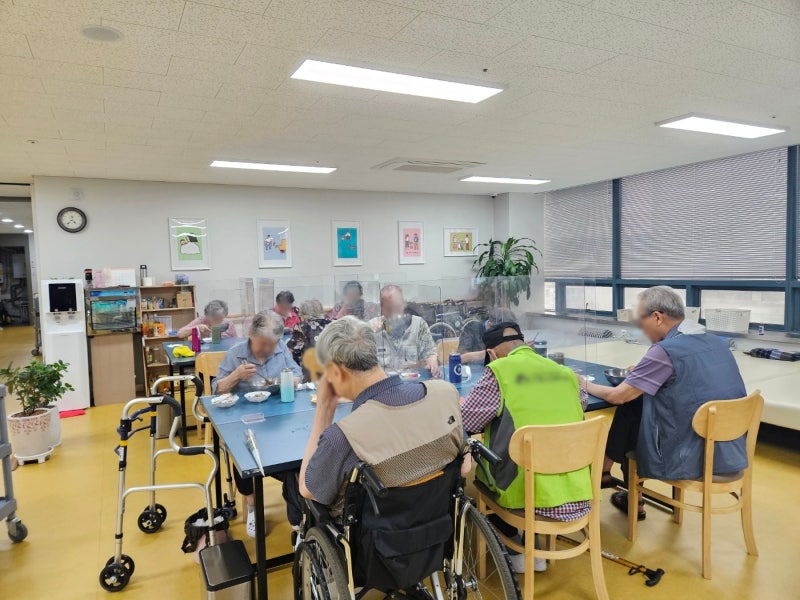 대구북구주간보호방문요양새강북재활요양센터 흥 가득 영양 가득 콧노래가 절로 나오는 식사 네이버 블로그
