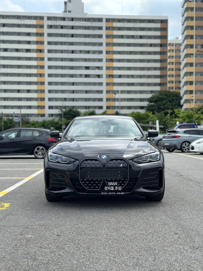 BMW i4 eDrive 40 M SPT Pro P0-1 블랙사파이어/모카시트 출고 : 네이버 블로그